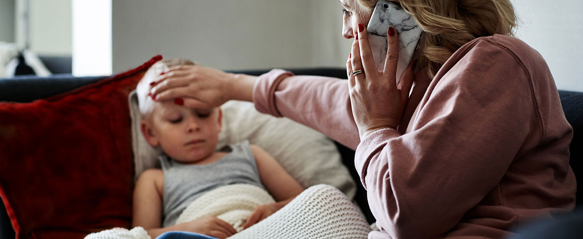 Comment aider un enfant qui a une forte fièvre à se sentir mieux